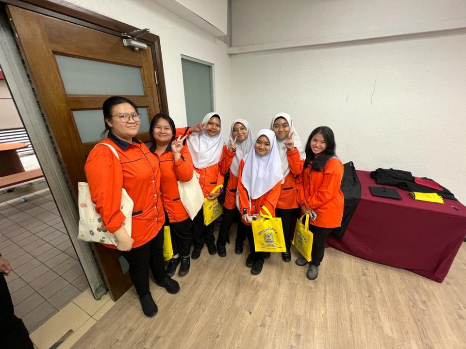 Courtesy visit from Kolej Vokasional Miri to IBS College – IBS College Miri
