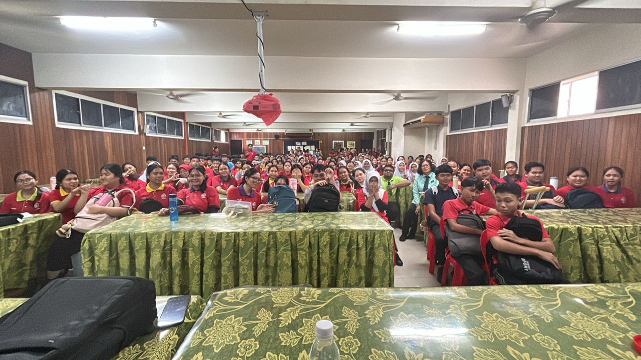 SMK PUJUT 5A MOTIVATION TALK FOR FORM 5 – IBS College Miri